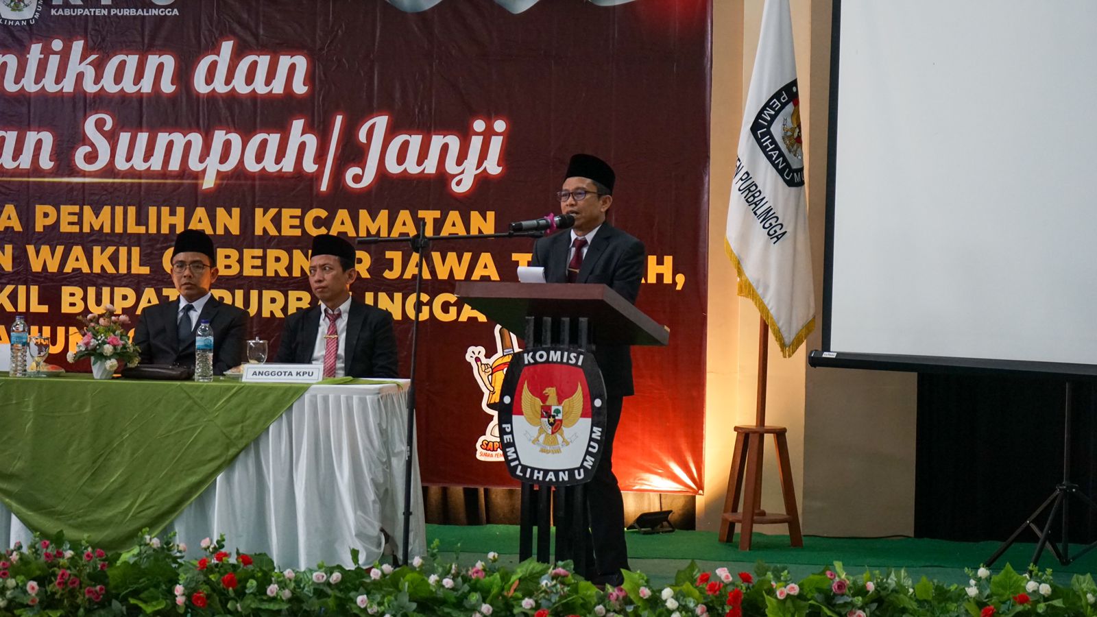 90 Anggota PPK Purbalingga Resmi Dilantik, KPU dan Bupati Tekankan Integritas dan Sinergi ...