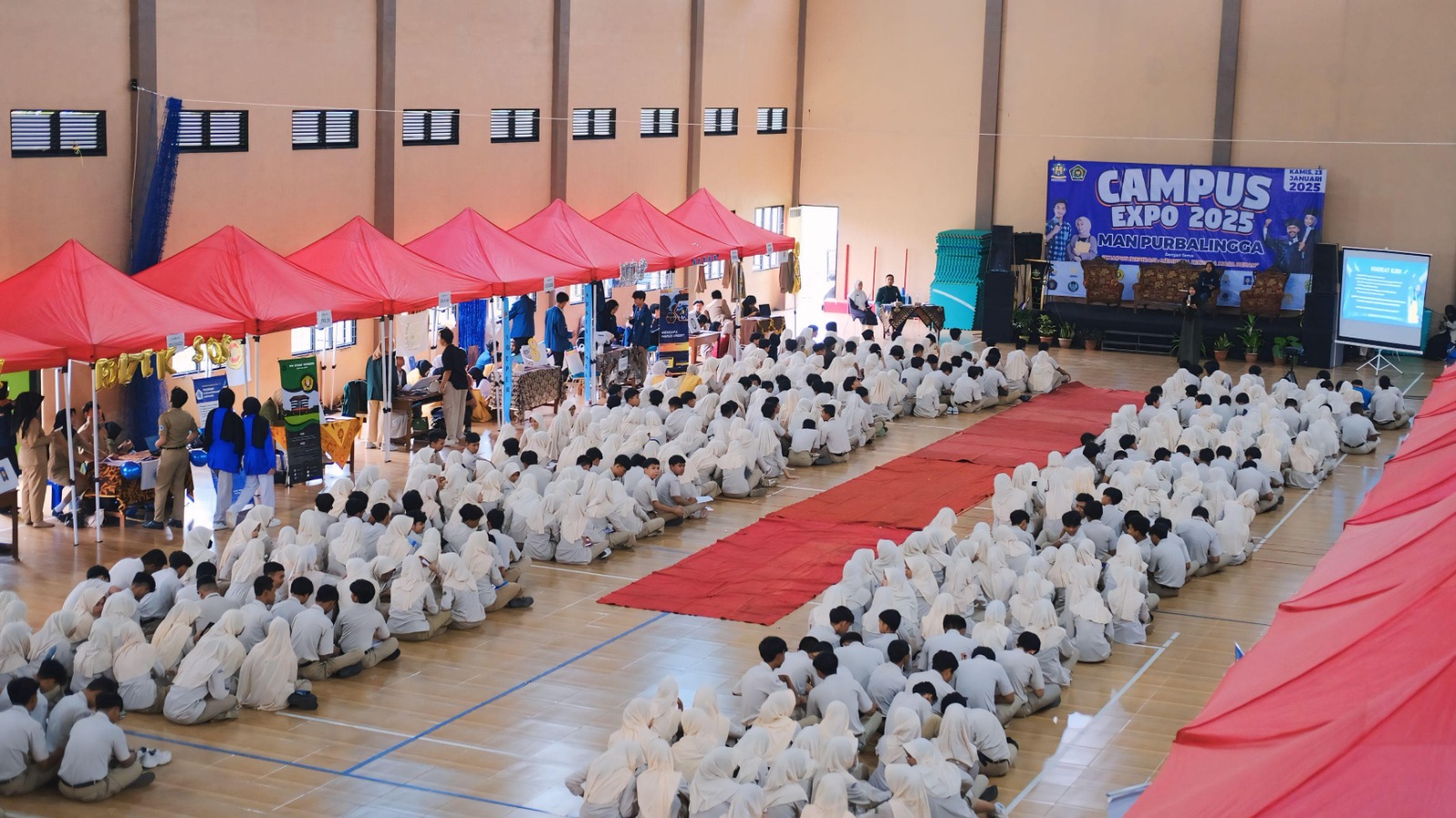 MAN Purbalingga Sukses Gelar Expo Campus & Career Day 2024-2025 ...